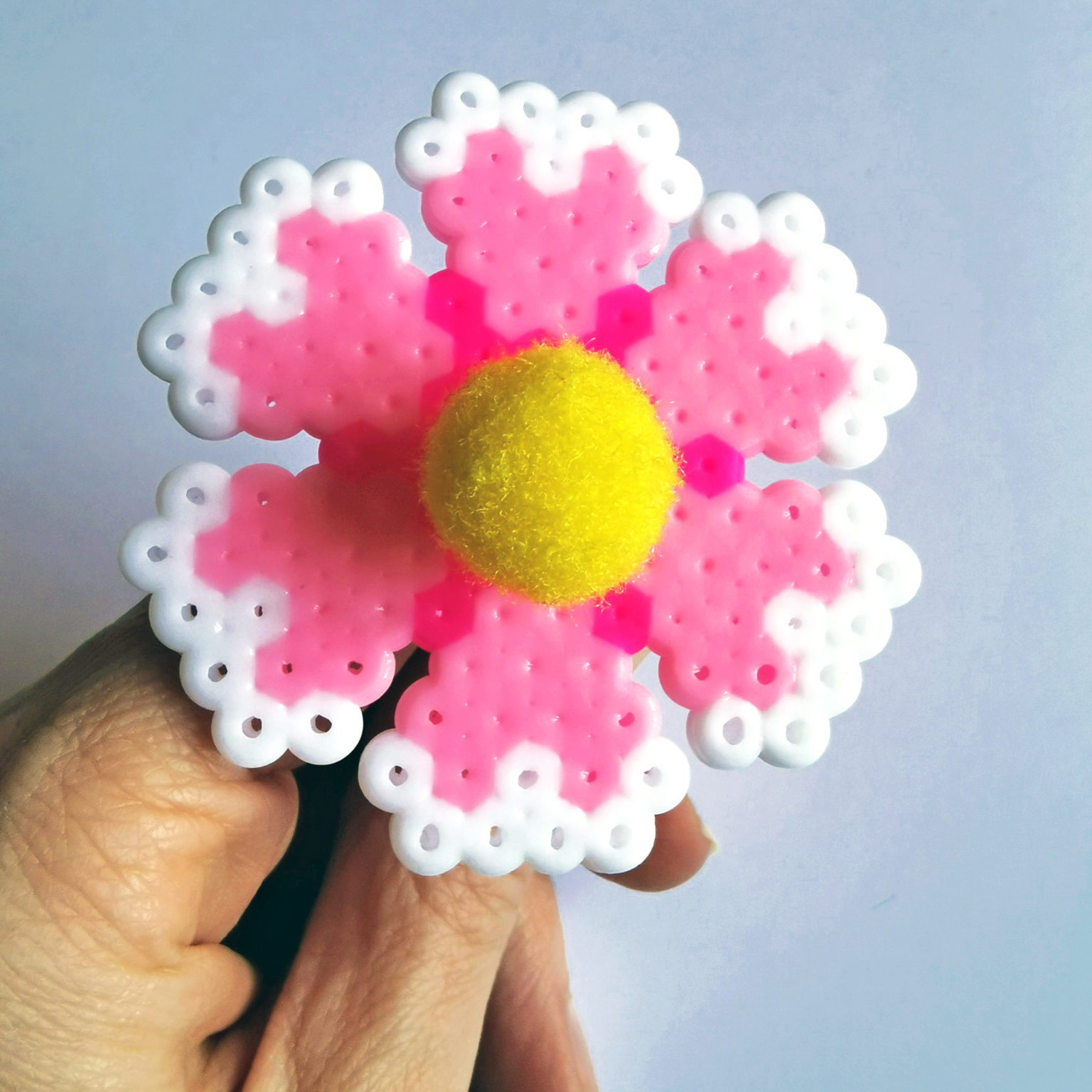 Kit créatif enfant - Fabrique ton bouquet de fleurs en perle Hama