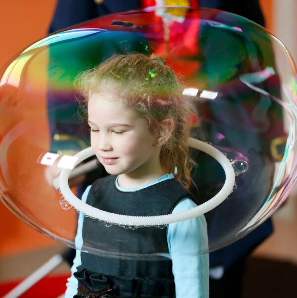 Animation bulles de savons géantes Nimes Montpellier Avignon