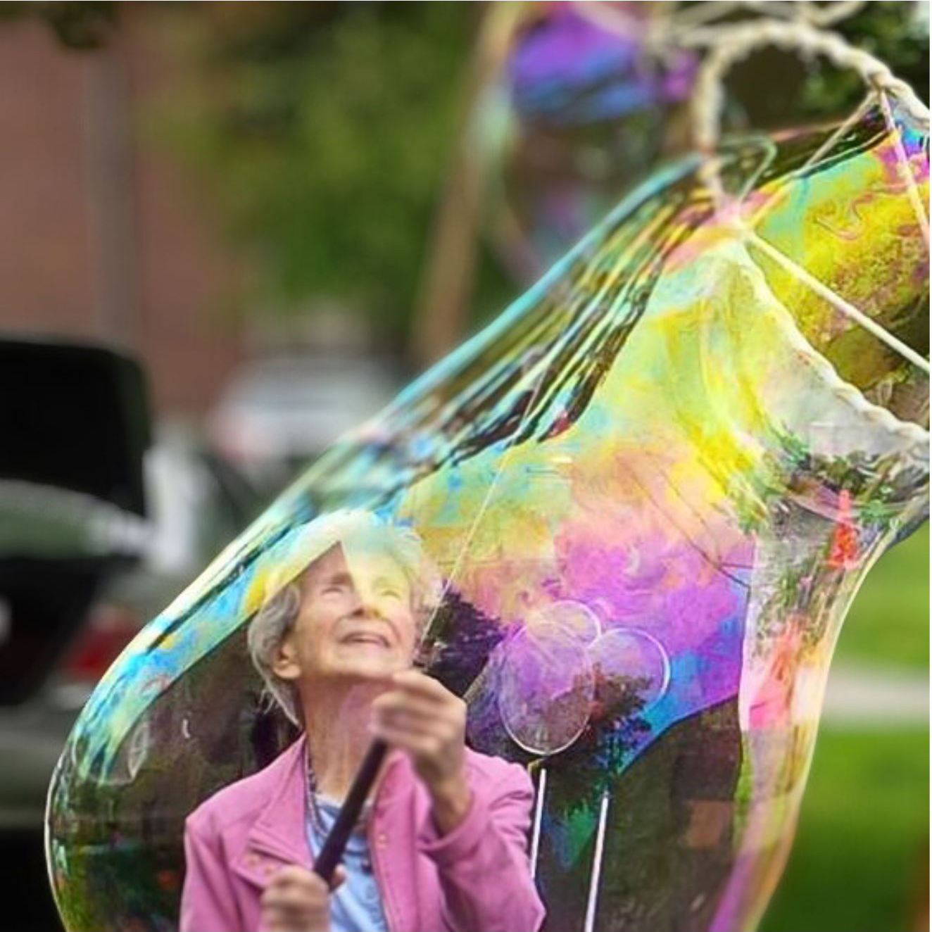 Animation bulles de savons géantes Nimes Montpellier Avignon